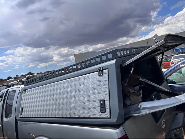 Nissan navara extended cab aluminum canopy for sale in Windhoek ...