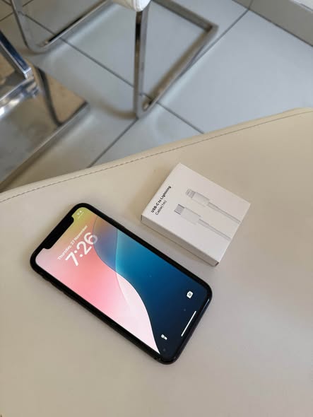 IPHONE 11 64GB for sale in Windhoek - Cellphones - Kalahari Deals Namibia