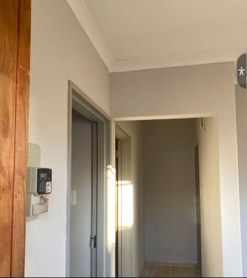 INSIDE ROOM FOR RENT in Windhoek - Rooms for rent - Kalahari Deals Namibia