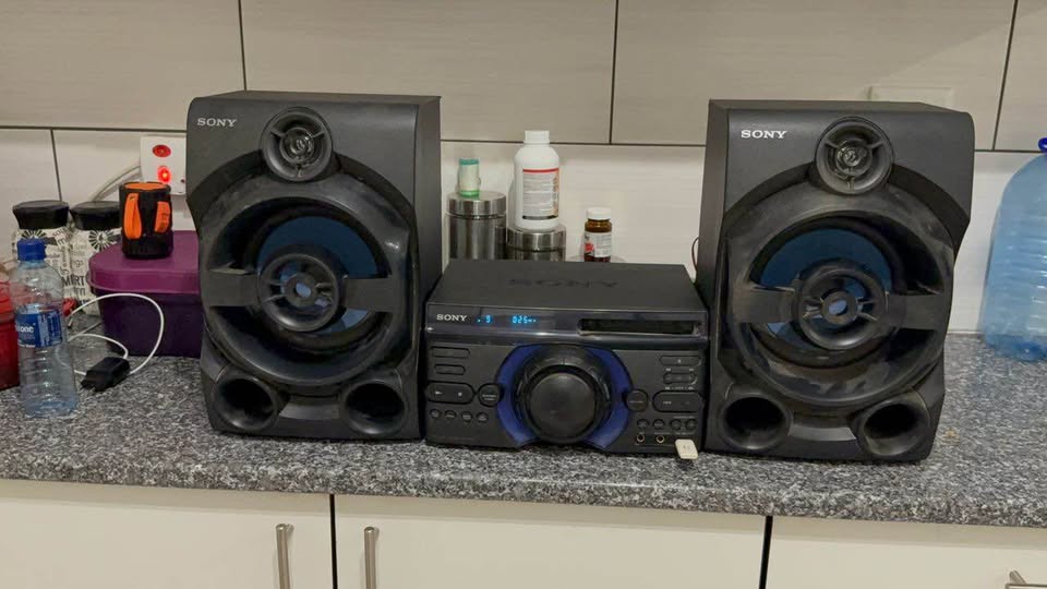 Bluetooth aux cd dvd hdmi for sale in Windhoek - Sound Systems ...