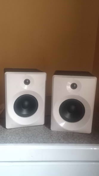 Dixon Studio Speakers for sale in Windhoek - Sound Systems - Kalahari ...