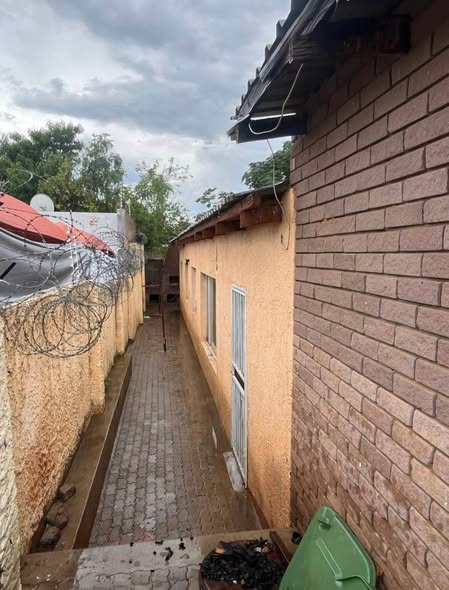 House For Sale- Wanaheda for sale in Windhoek - Houses for sale ...