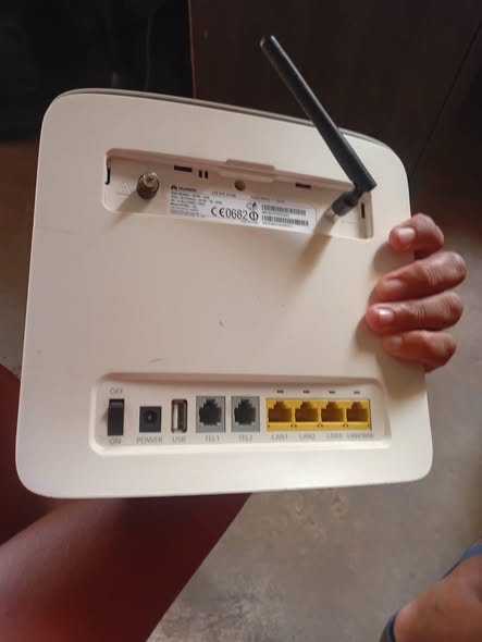 WiFi router for sale in Windhoek - Network Hardware - Kalahari Deals ...