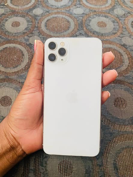 iPhone 11 Pro Max for sale in Ondangwa - Cellphones - Kalahari Deals ...