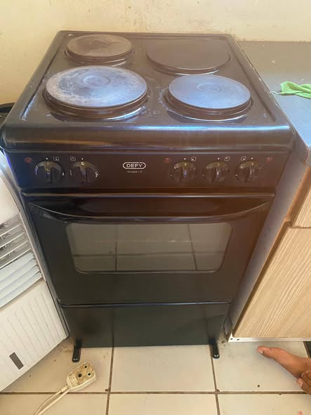 3 plate defy stove for sale in Windhoek - Stoves and Ovens - Kalahari ...