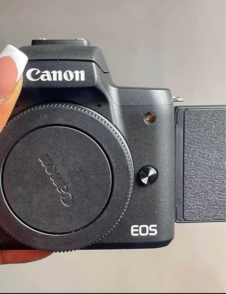 Canon EOS Camera (Mark II) for sale in Windhoek - Digital Cameras ...