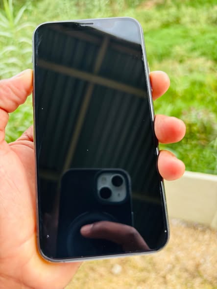 IPhone 11 Pro 256GB for sale in Windhoek - Cellphones - Kalahari Deals ...