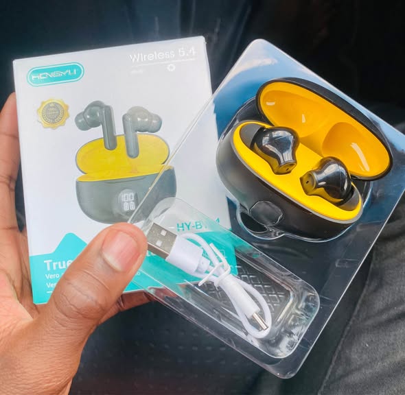 EarPods for sale in Windhoek - Headphones - Kalahari Deals Namibia