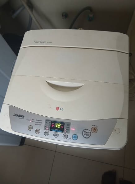 LG fuzzy logic 7kg top loader washing machine for sale in Windhoek ...