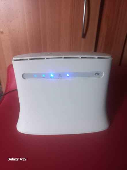 Wifi router for sale in Windhoek - Network Hardware - Kalahari Deals ...