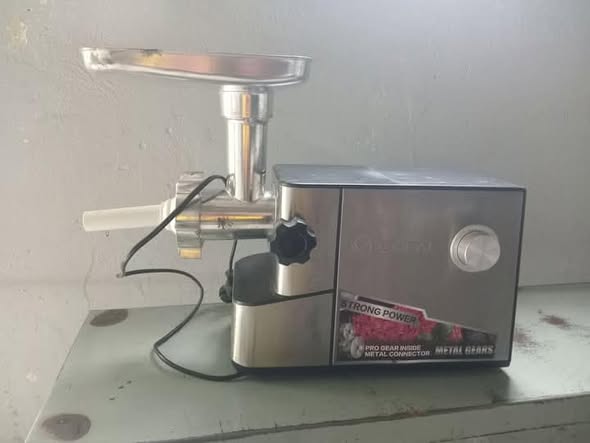 Meat grinder for sale in Windhoek - Food Processors - Kalahari Deals ...
