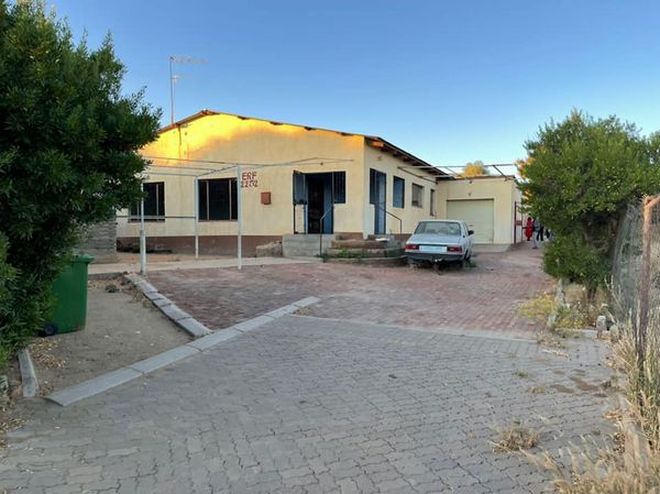 Freestanding Family home in Wanaheda for sale in Windhoek - Houses for ...