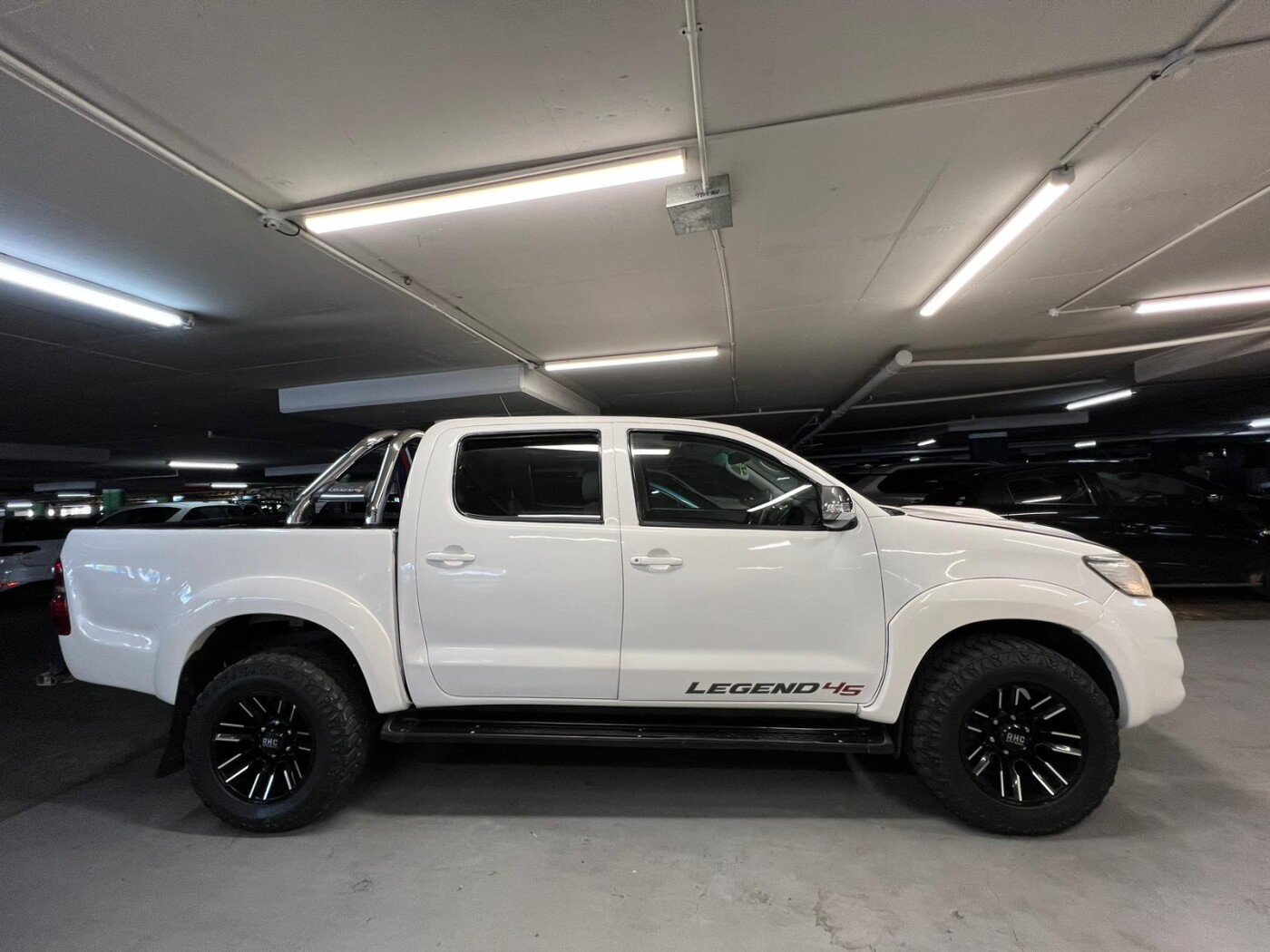 TOYOTA LEGEND 45 for sale in Windhoek - Used Cars - Kalahari Deals Namibia