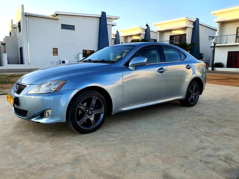 Lexus IS220D for sale in Windhoek - Used Cars - Kalahari Deals Namibia