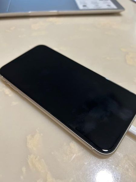 Iphone 11. 128gb for sale in Windhoek - Cellphones - Kalahari Deals Namibia