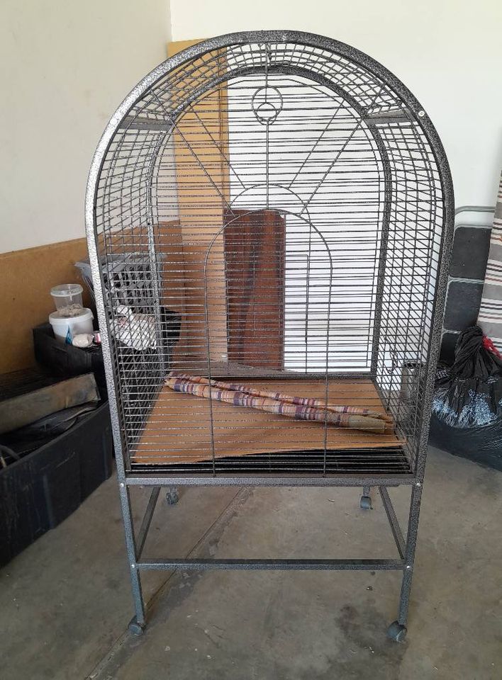 Birds home for sale in Windhoek - Pet Homes - Kalahari Deals Namibia