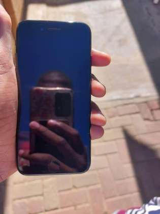 iPhone 7 normal for sale in Windhoek - Cellphones - Kalahari Deals Namibia