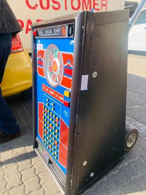 NG GAMBLING ROULETTE MACHINE for sale in Windhoek - Slot Machines ...