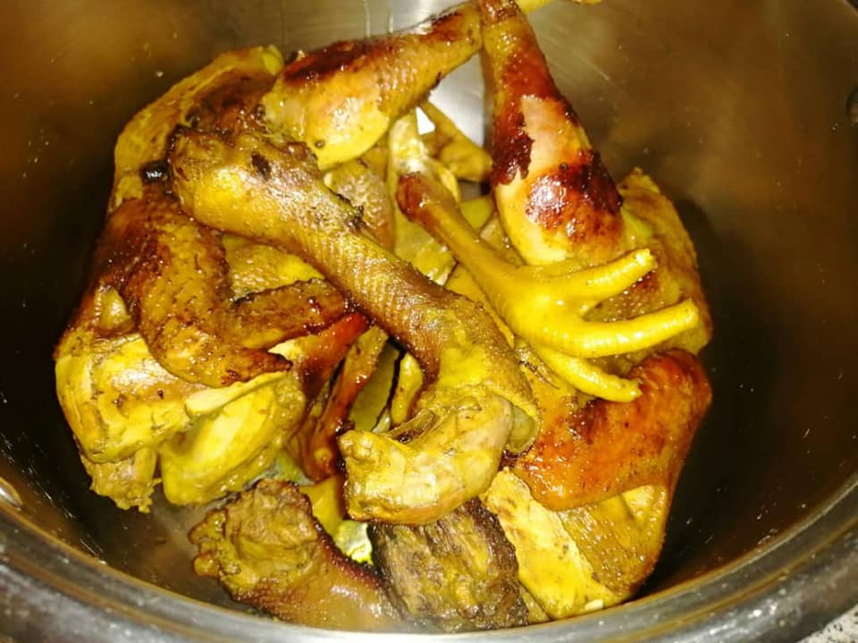 Oshiwambo marathon cooked chiken that comes with all its eatable parts ...