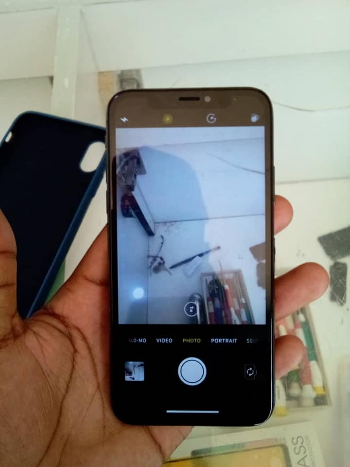 iPhone x normal 64gb for sale in Windhoek - Cellphones - Kalahari Deals ...