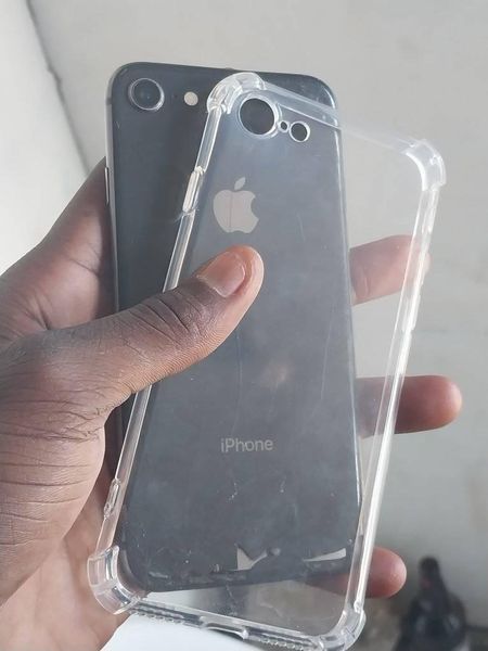IPhone 8 normal 64gig for sale in Windhoek - Cellphones - Kalahari ...