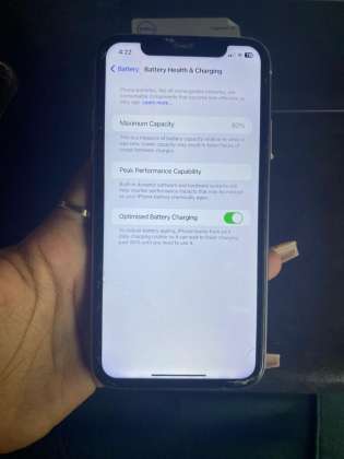 iPhone 11 64GB for sale in Windhoek - Cellphones - Kalahari Deals Namibia