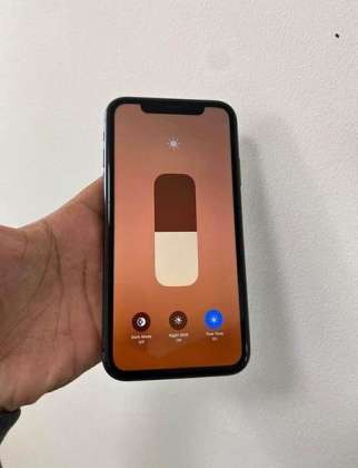 IPhone 11 64GB for sale in Windhoek - Cellphones - Kalahari Deals Namibia