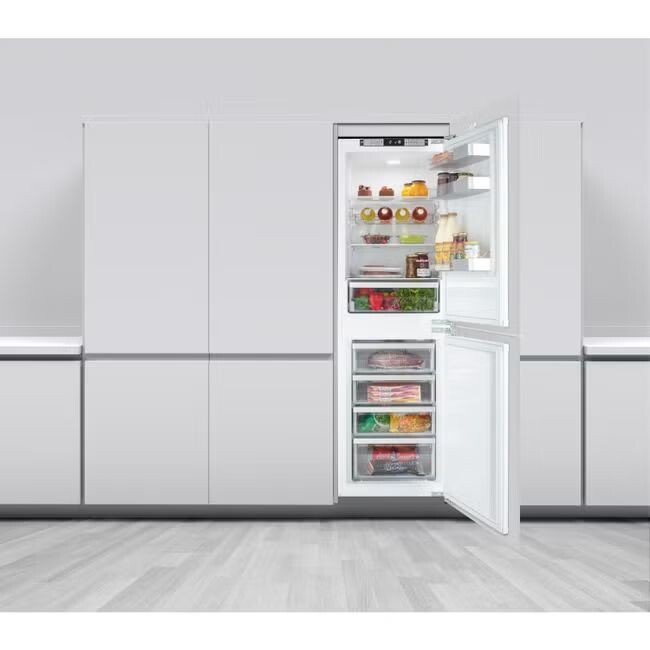 Grundig integrated fridge and freezer model: GKM125930FN full ...
