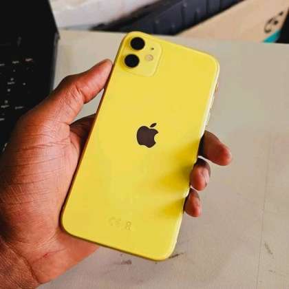 IPHONE 11 (64GB) for sale in Windhoek - Cellphones - Kalahari Deals Namibia