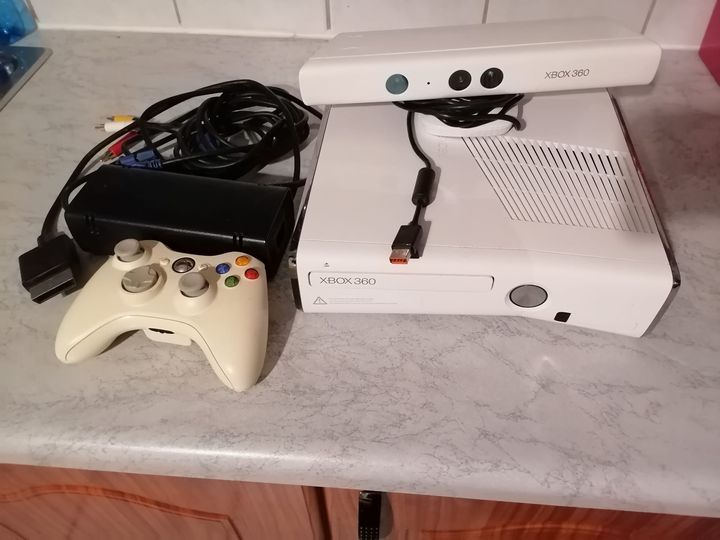Xbox 360 plus for sale in Windhoek - Xbox - Kalahari Deals Namibia