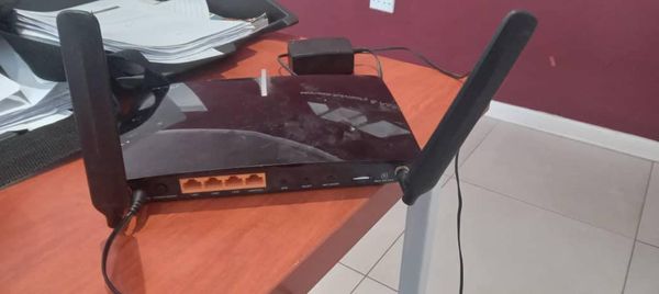 Wifi router for sale in Windhoek - Network Hardware - Kalahari Deals ...