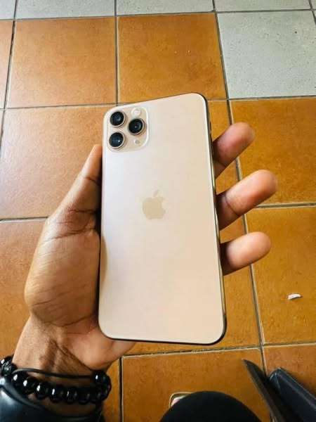 Iphone 11 pro for sale in Windhoek - Cellphones - Kalahari Deals Namibia