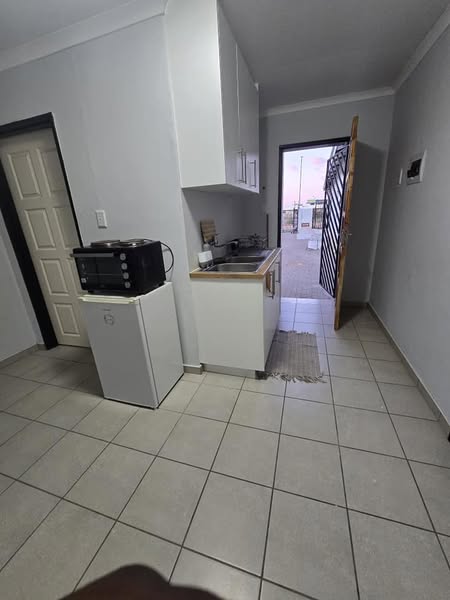 Room to rent in Windhoek - Rooms for rent - Kalahari Deals Namibia