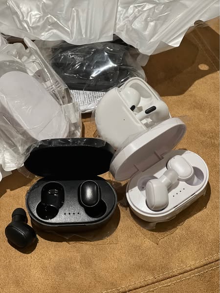 EarPods for sale in Windhoek - Headphones - Kalahari Deals Namibia