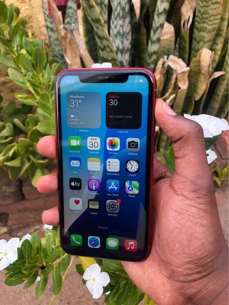 iPhone 11 64GB for sale in Windhoek - Cellphones - Kalahari Deals Namibia