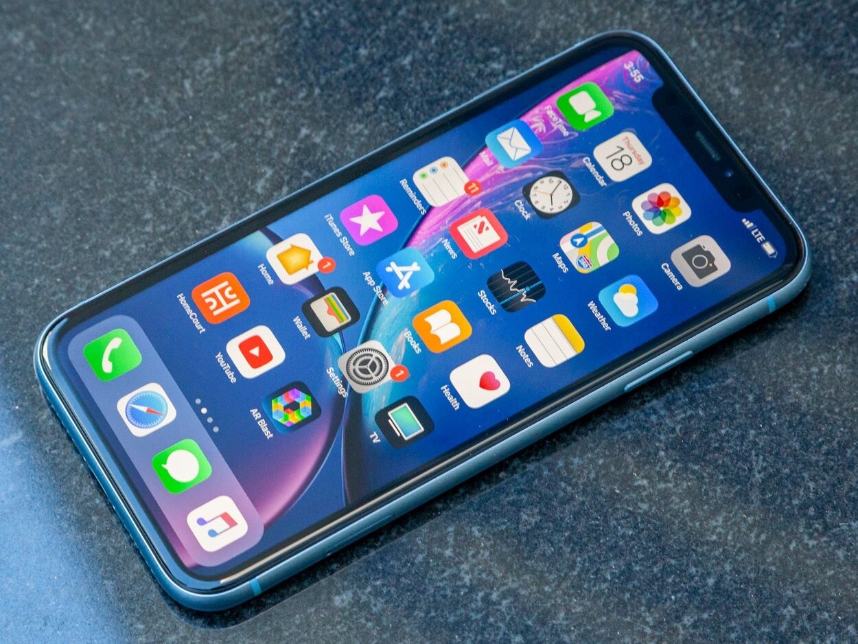 Phone (iPhone XR) for sale in Windhoek - Cellphones - Kalahari Deals ...