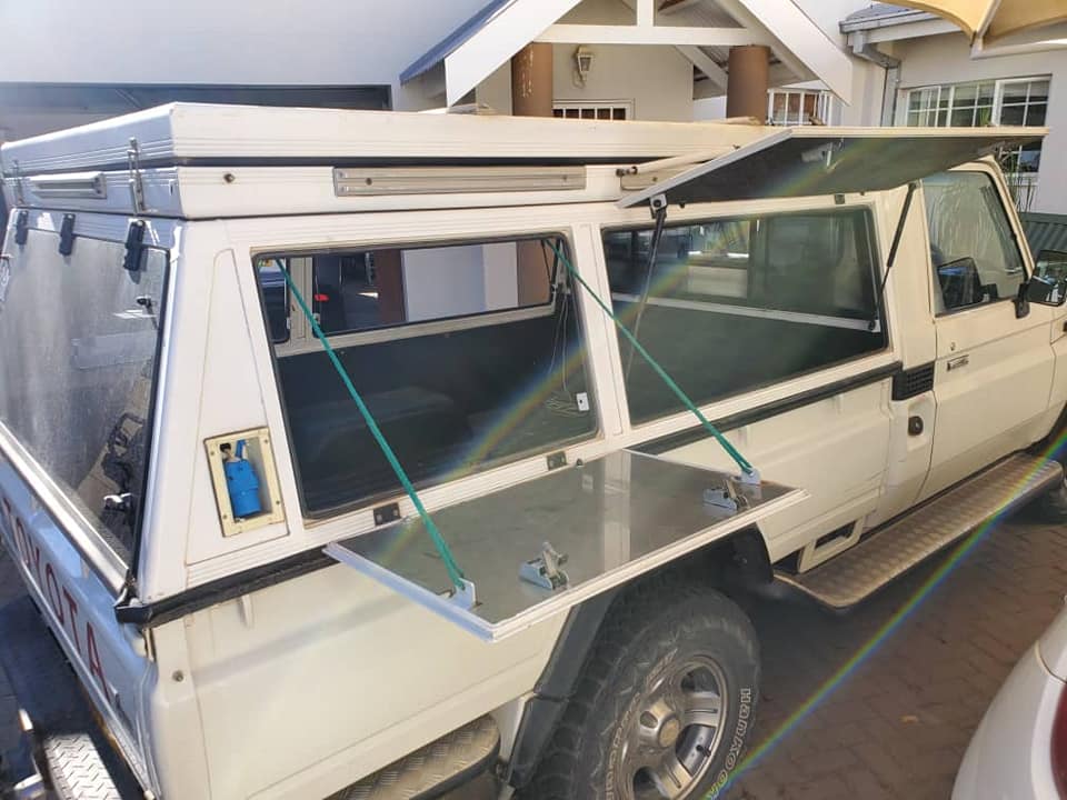 Aluminium canopy and roof tent for single cab for sale in Windhoek ...