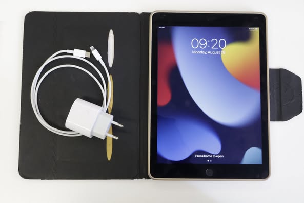 Apple Air 2 Ipad for sale in Windhoek - Tablets - Kalahari Deals Namibia