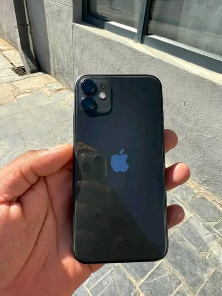 Iphone 11 64GB for sale in Windhoek - Cellphones - Kalahari Deals Namibia