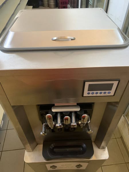 New Ice Cream Machine for sale in Windhoek - Ice Cream Machines ...