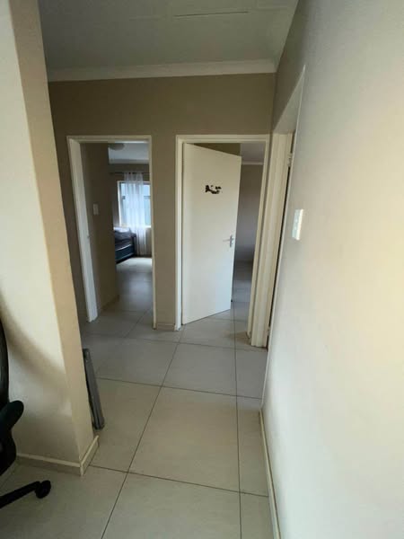 Inside room for rent in Windhoek - Rooms for rent - Kalahari Deals Namibia
