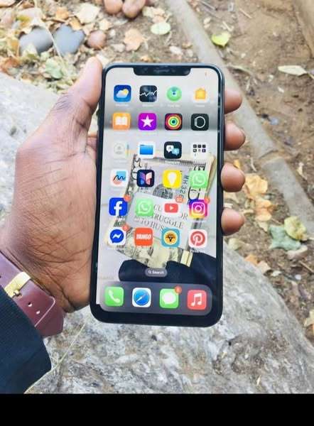 Iphone XS Max for sale in Windhoek - Cellphones - Kalahari Deals Namibia
