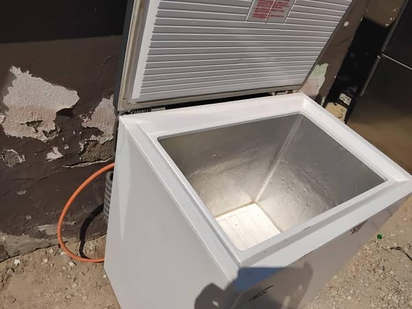 Zero Gas and electricity freezer for sale in Windhoek - Freezers ...