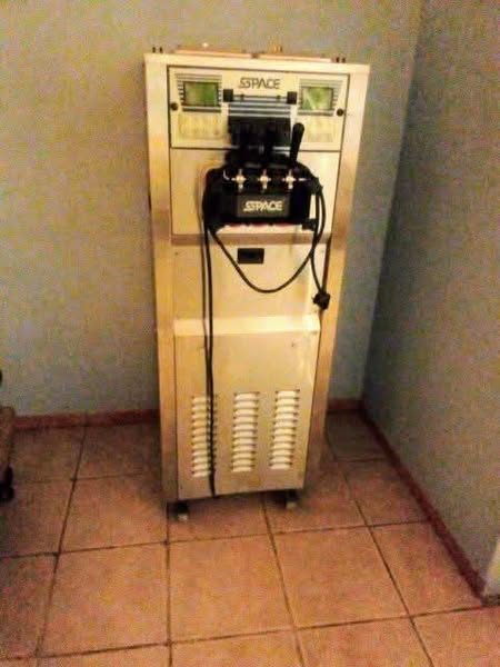 Ice cream machine for sale in Windhoek - Ice Cream Machines - Kalahari ...