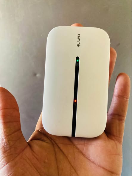 Huawei pocket Wi-Fi for sale in Windhoek - Network Hardware - Kalahari ...